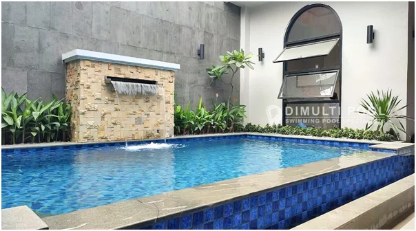 Pembuatan Kolam Renang Semi Overflow di Jatimakmur: Ada Waterfall!